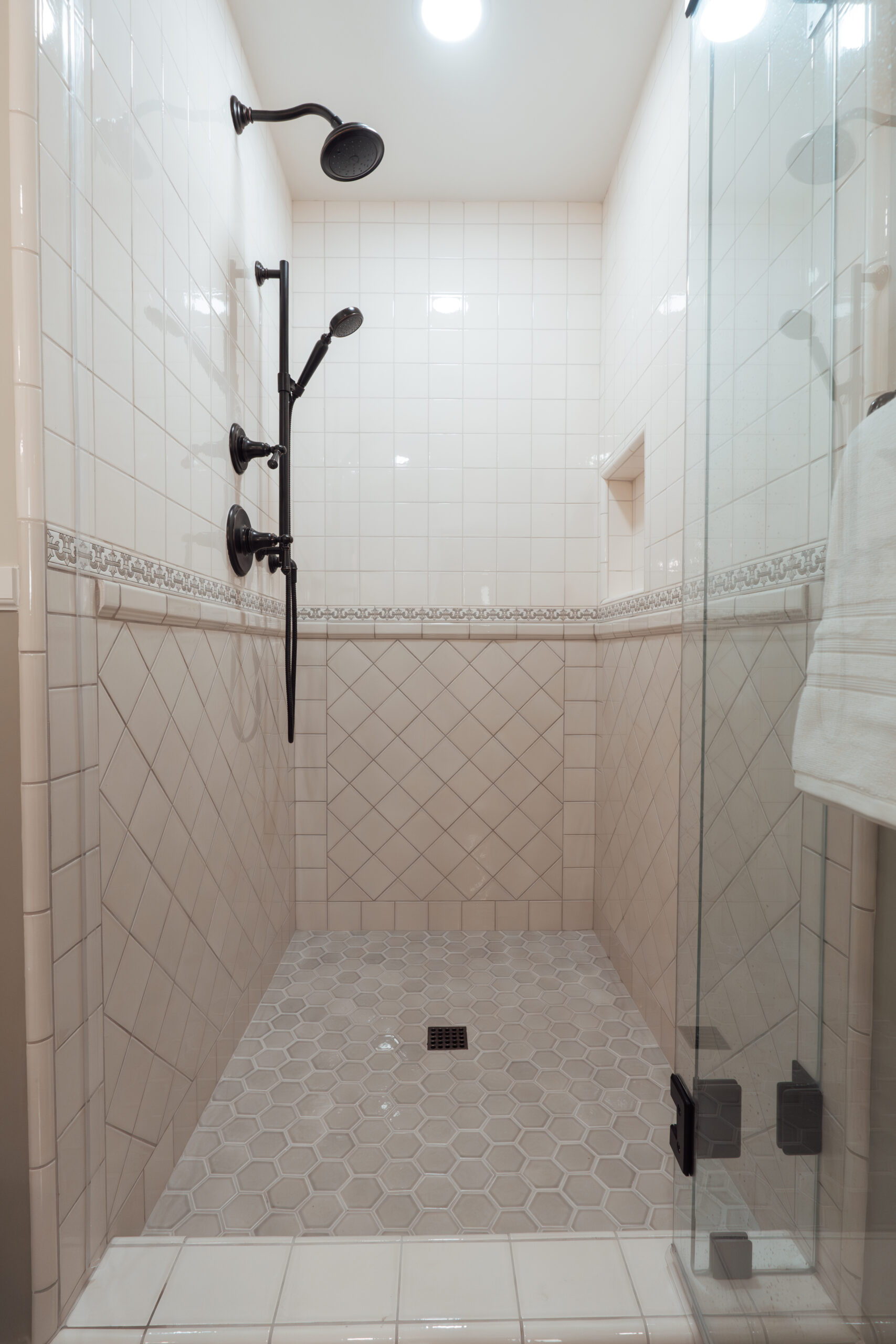 Traditional Revival Shower - Mission Tile West